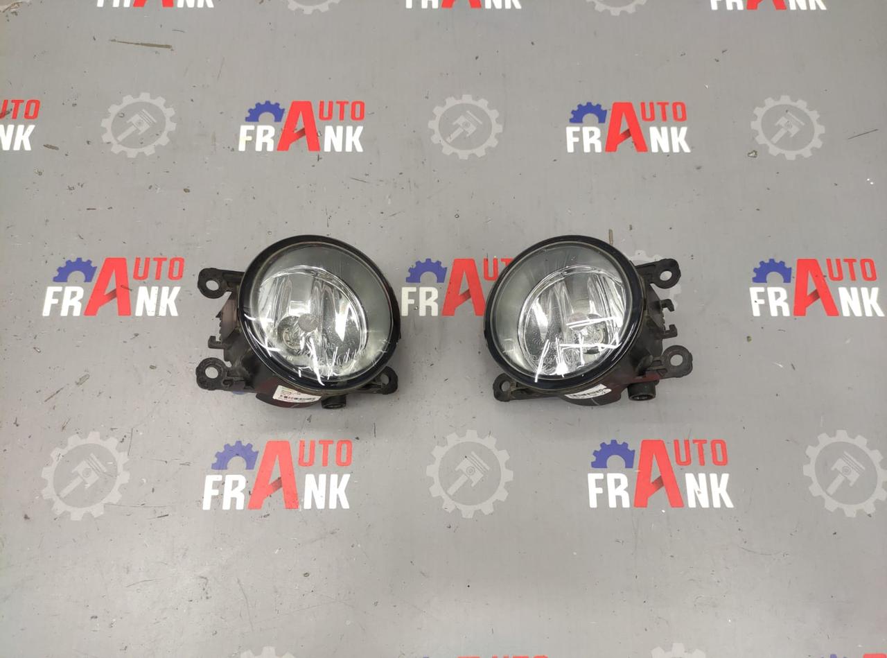 Фара противотуманная 8200074008 для Ford/ Opel/ Peugeot/ Renault ...