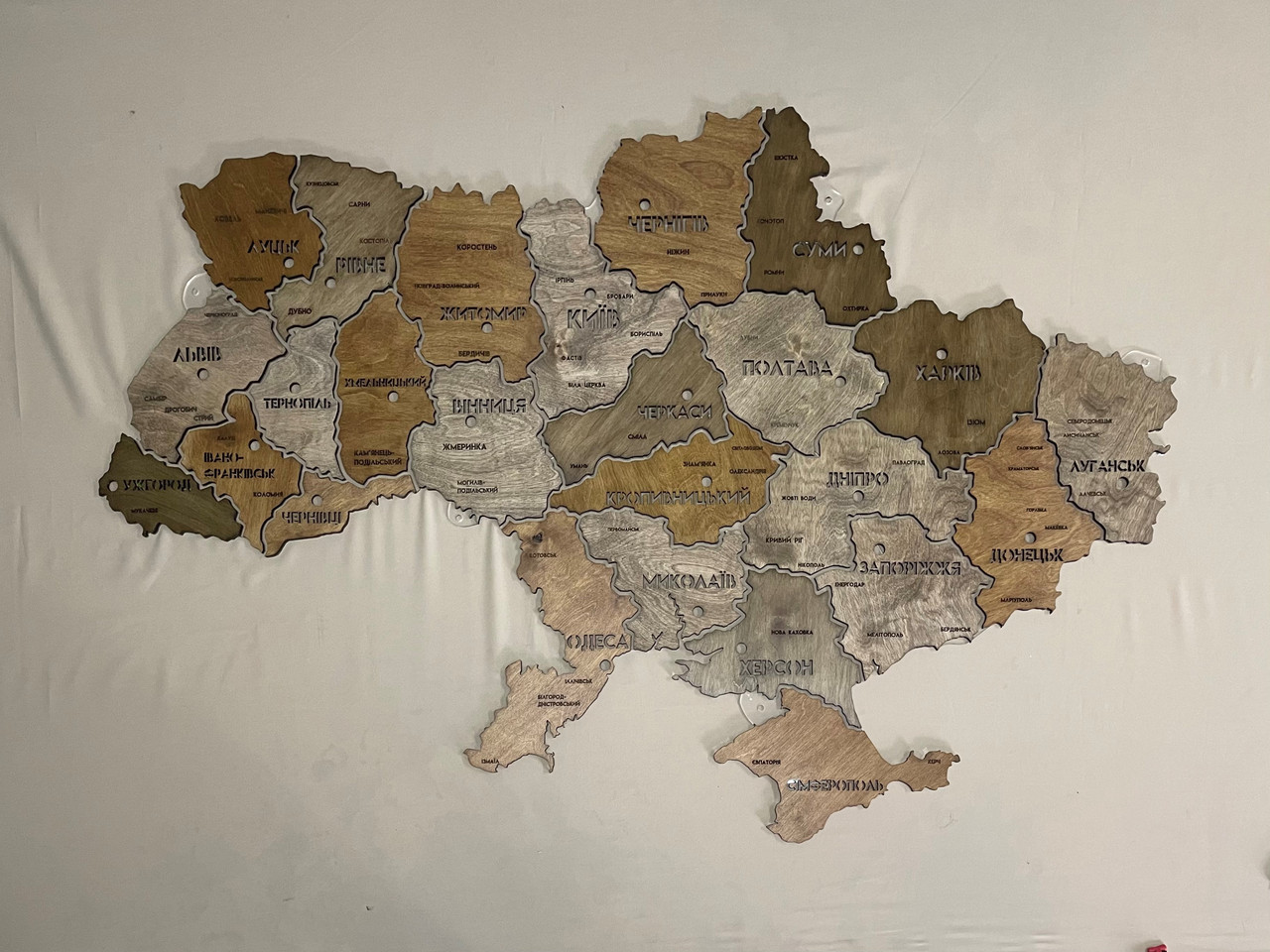 Карта України на Акрилі З Підсвіткою Між Областями Колір Vintage