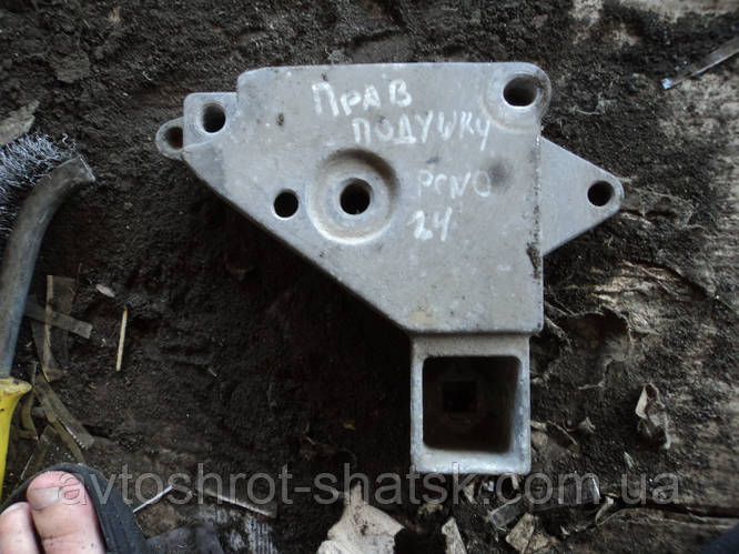 Купить Рено Симбол 1 (1999-2006) кронштейн подушки двигуна правий ...