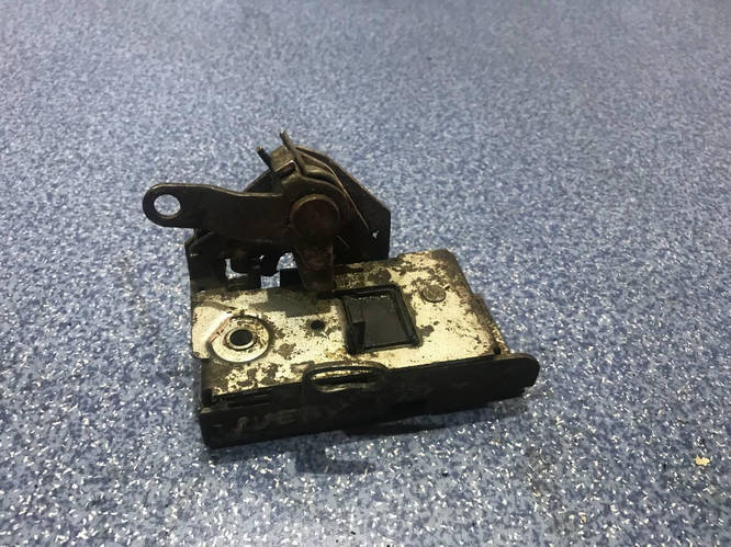 Замок двери (правая задняя) механический Iveco Daily E3 Ивеко Дейли Е3 ...