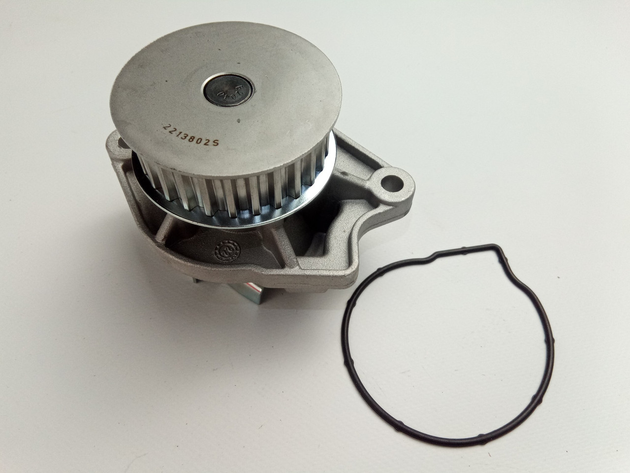 Купить Помпа AIRTEX, Caddy II/Caddy III/Octavia/Golf IV/V/Fabia/Polo 1 ...