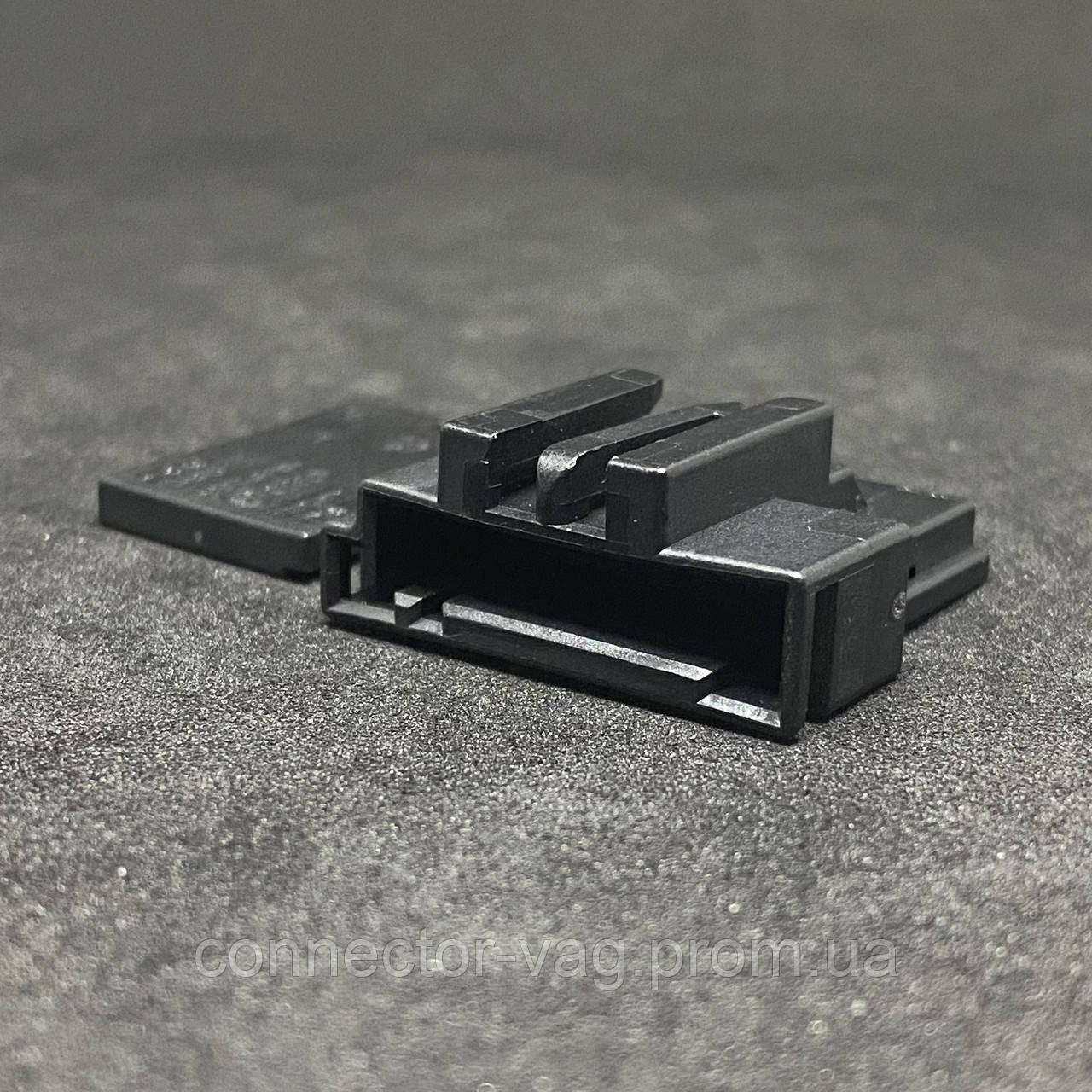 Роз'єм 8E0972576 VAG 8 PIN (ID#1657036266), ціна: 115 ₴, купити на Prom.ua