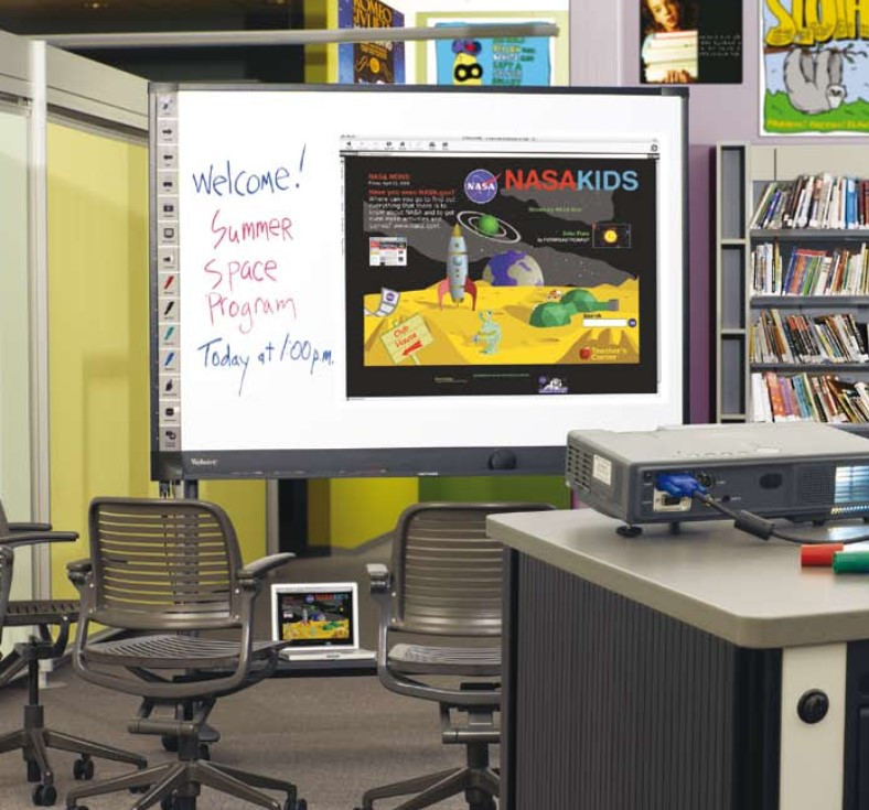 Купити Інтерактивна дошка 82 дюйма рама алюміній 20 торкань iBOARD IB - B82 IR AL S GTM, ціна ...