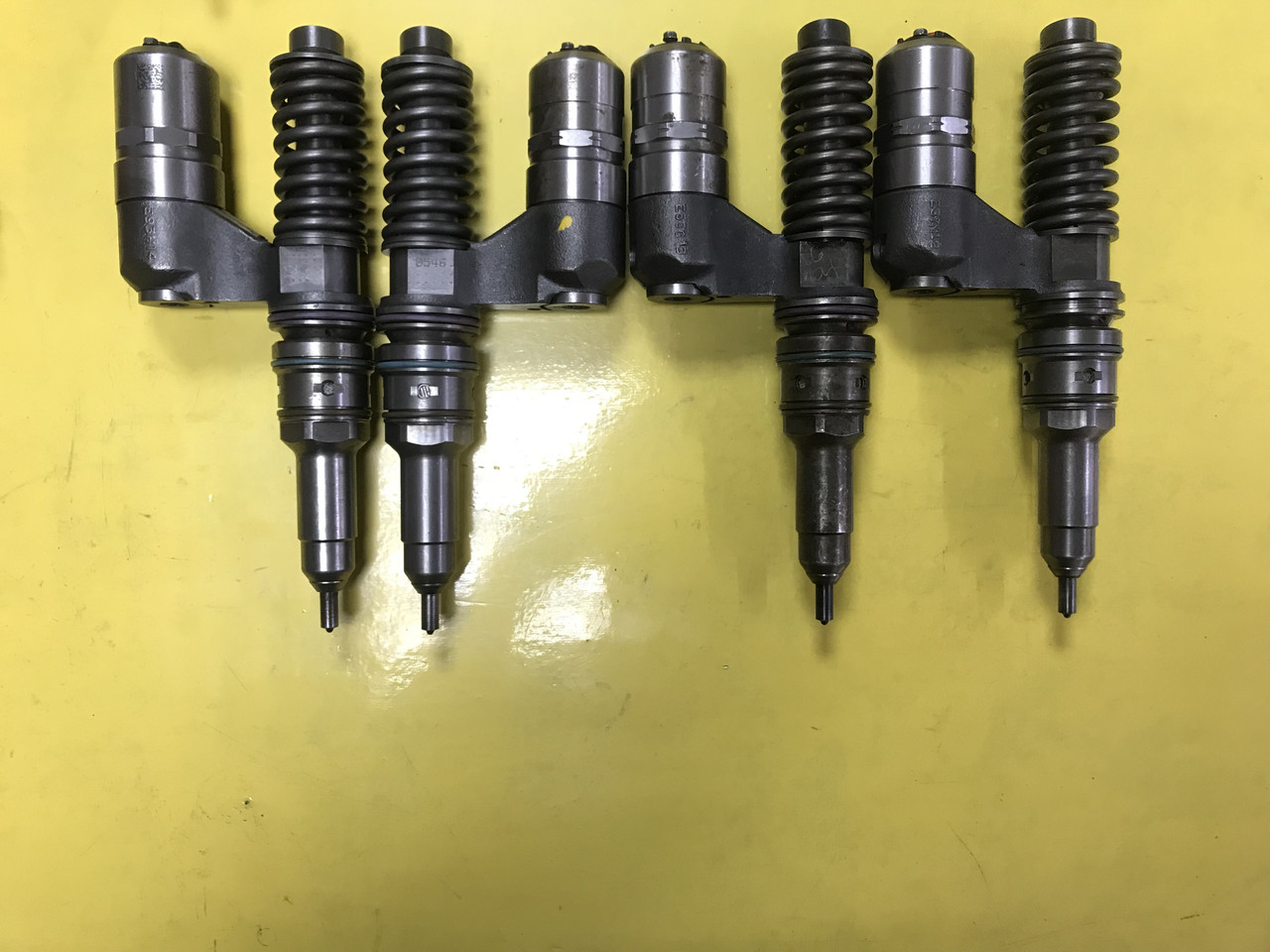 Б/у Форсунка Bosch IVECO STRALIS 0414701006-500339059 — Купить на BIGL ...