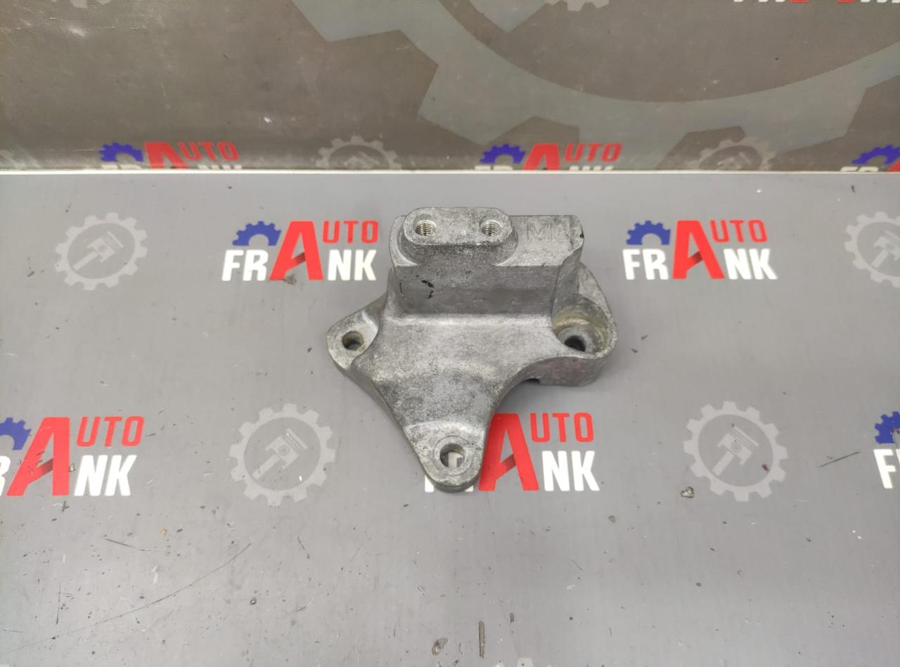 Купити Кронштейн кріплення коробки передач 9673773180, 17357R01 для ...