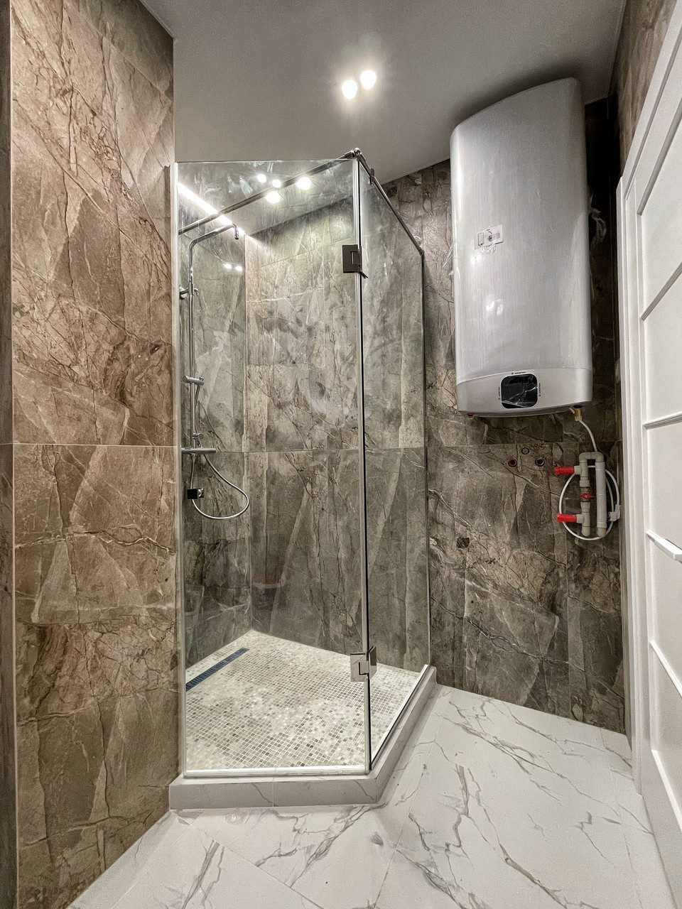 Купити Душова кабіна трапеція, ціна 18600 грн - Prom.ua (ID# 1291433200)