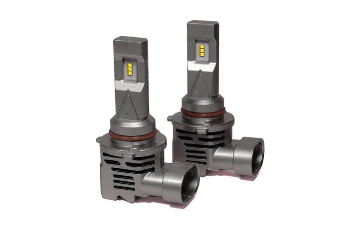 Купити Комплект LED ламп HeadLight M3 HB3 (P20d) 27W 9-32V 6000K з ...
