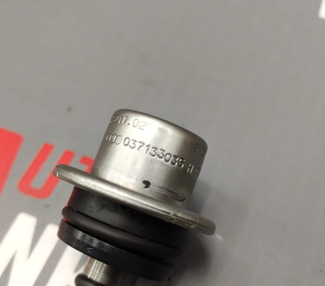 Регулятор тиску палива 037133035 для Audi/ Citroen/ Fiat/ Lancia/ Opel ...