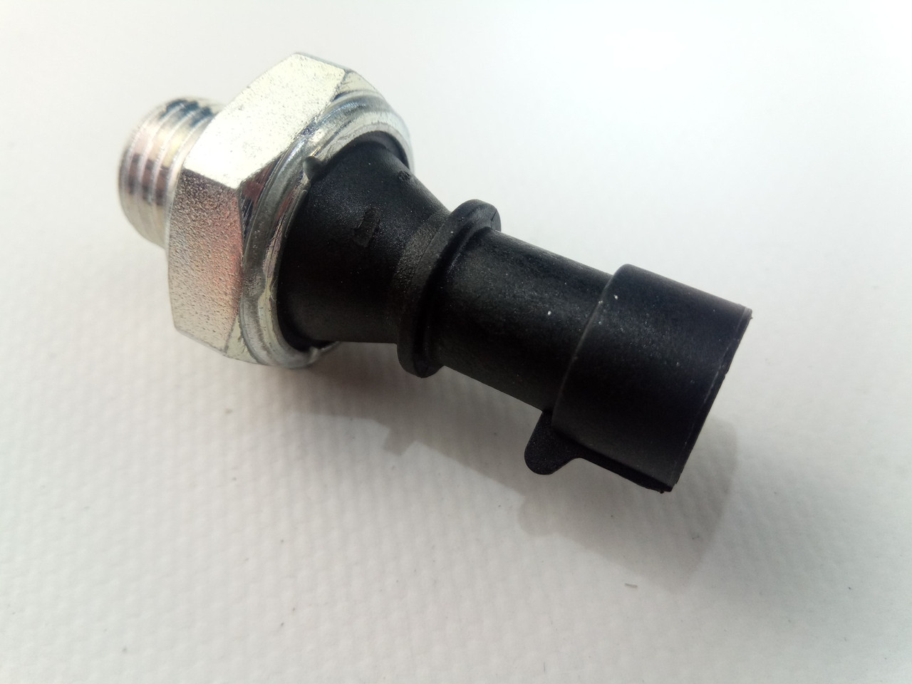 Купити Датчик тиску масла Lanos, FEBI (06972) (96494264), ціна 195.87 ...