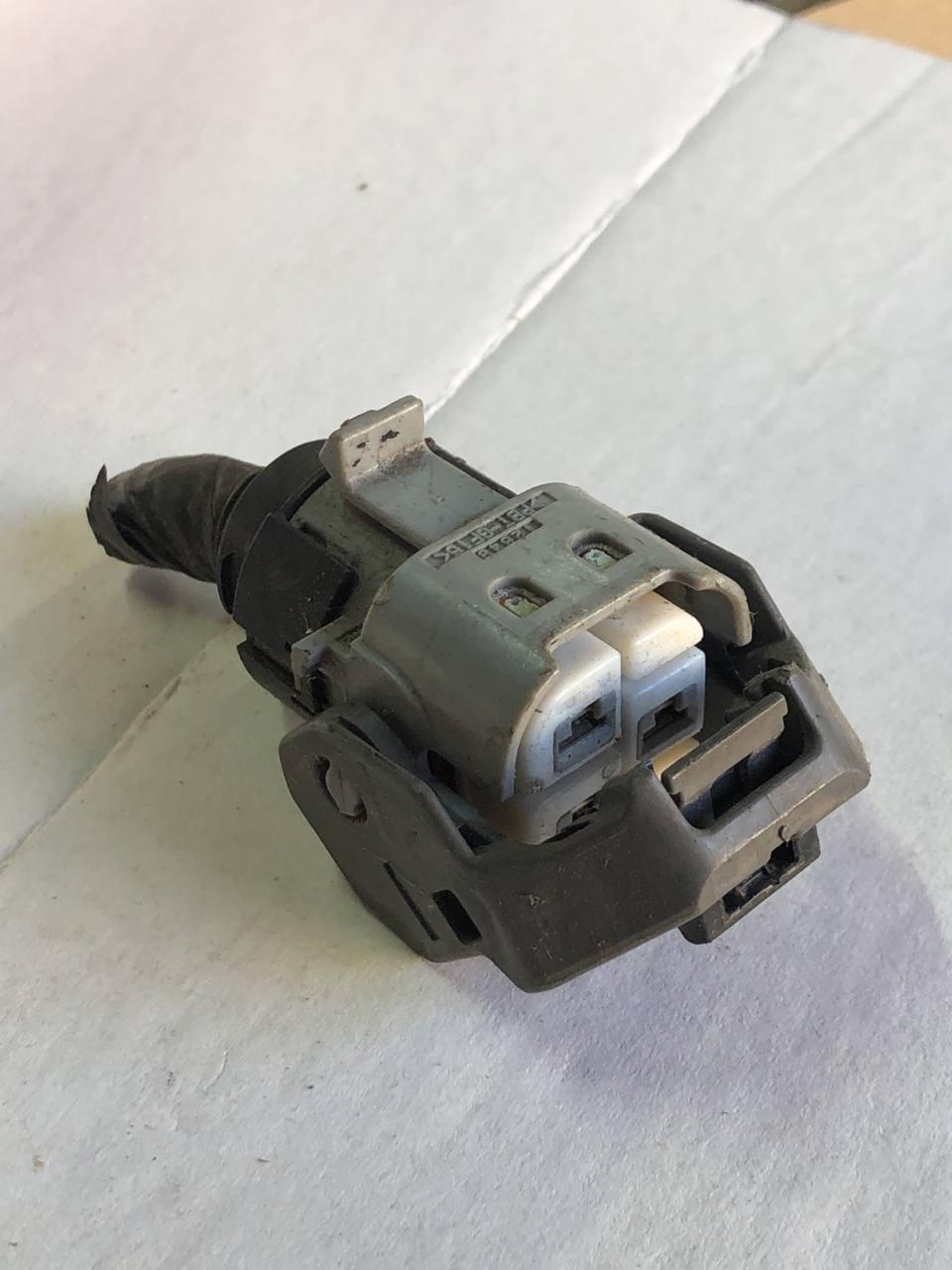 90980-12648 9098012648 Фишка Lexus Toyota запчасти б/у шрот: продажа ...