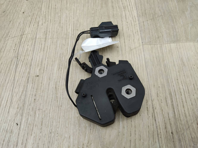 Купить Замок капота Volvo S80 V70 S60 XC70 XC90 31218474 31218475, цена ...