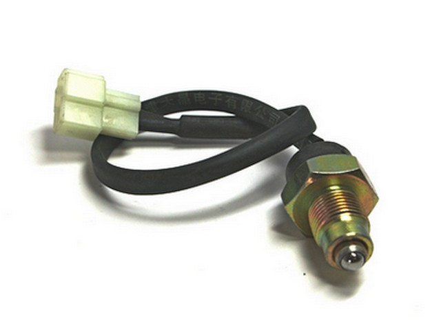 Купить Датчик заднего хода Geely CK, Lifan 3371910005 Код/Артикул РЛ ...