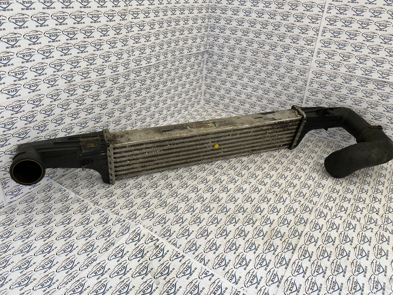 Радіатор інтеркулера Mercedes W210, А2105001300, цена 2050 грн — Prom ...