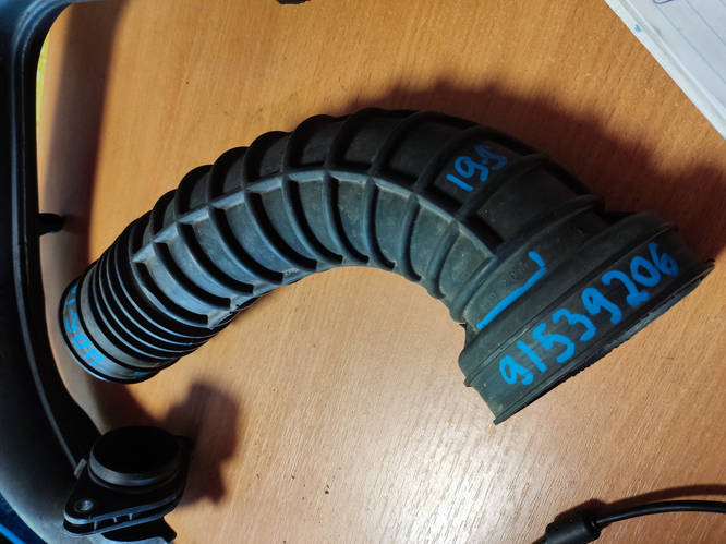 Купить Патрубок турбіни Peugeot 405 1.9TD 91539206 06961, цена 712.50 ₴ — Prom.ua (ID#1669823500)