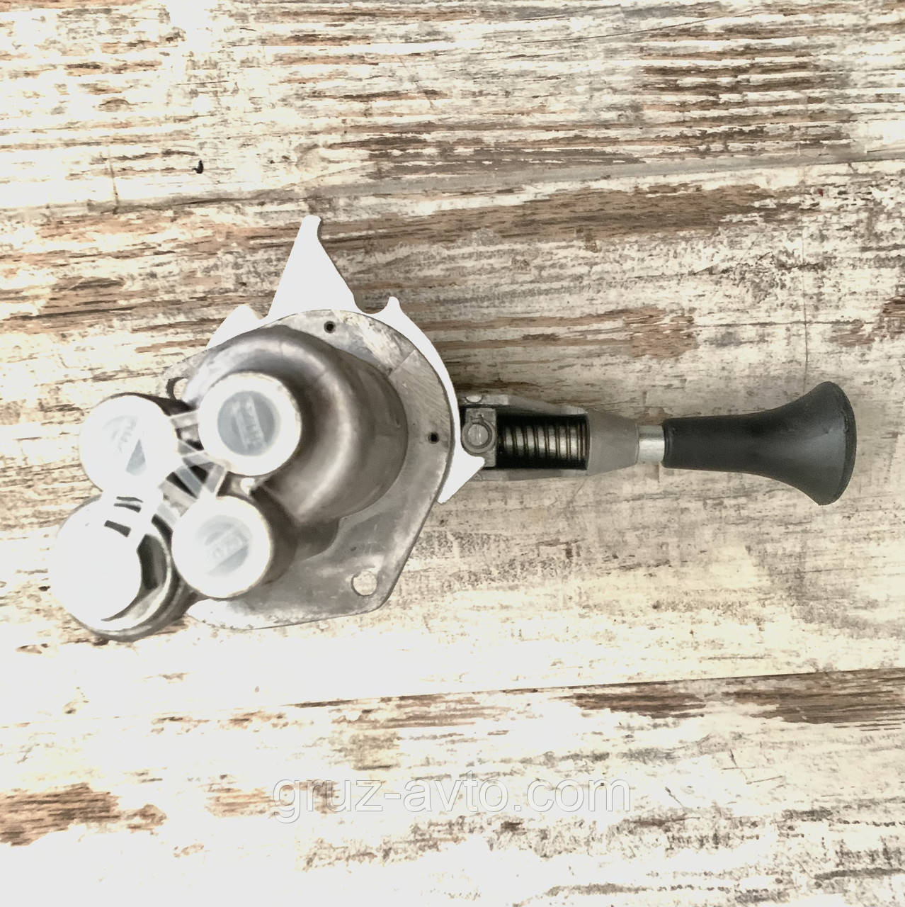 Купити Кран гальмівний з ручним керуванням /ручник / ЄВРО-КАМАЗ 4 ...