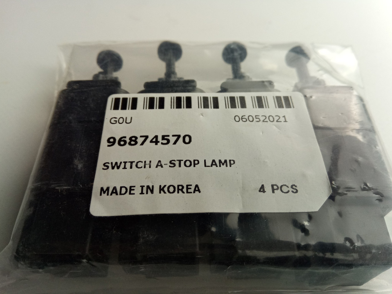 Датчик вмикання гальма (педалі) Aveo/Lacetti, (96874570) 2-контакту ...