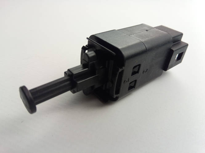 Купить Датчик включения тормоза (педали) Aveo/Lacetti, Корея (96874570 ...