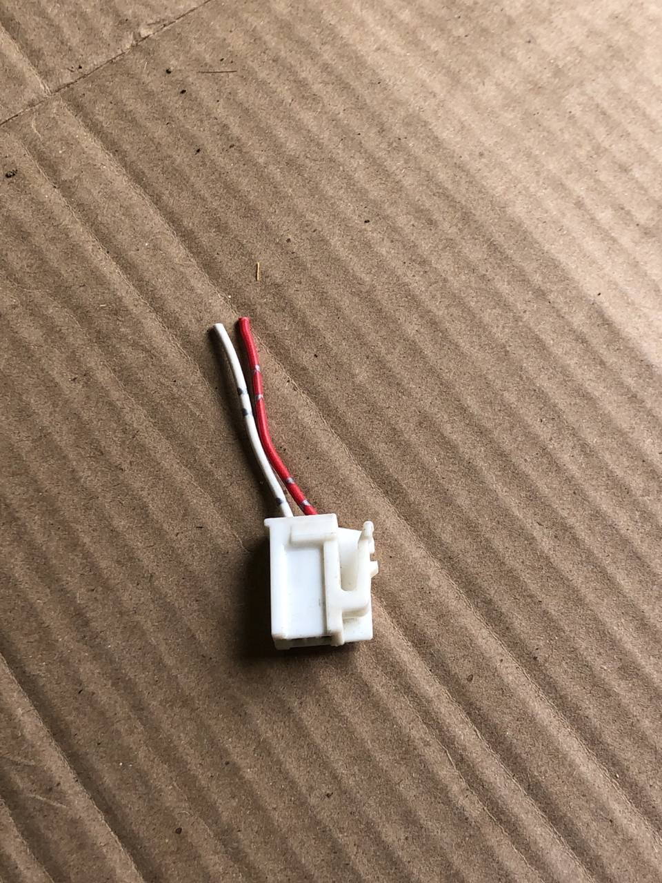 90980-12347 9098012347 Фішка Lexus Toyota запчастини б/в шрот (ID ...