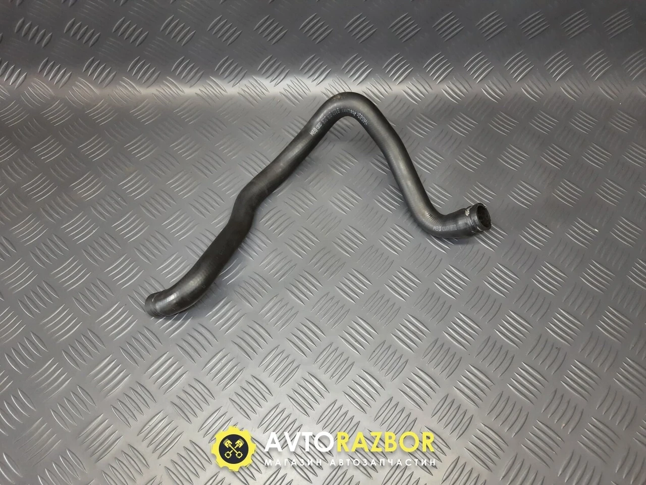 Шланг патрубок системи охолодження пічки (напірний) 8D0819371B на ...