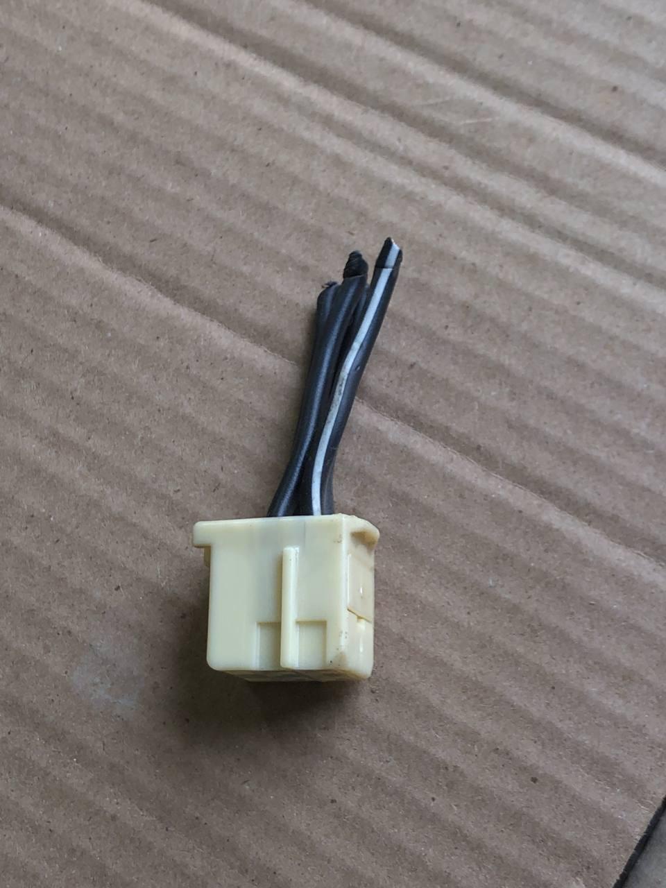 90980-11799 9098011799 Фишка Lexus Toyota запчасти б/у шрот (ID ...