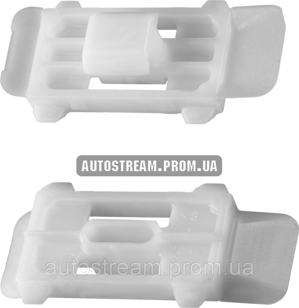 Кліпса кріплення молдинга двері Mercedes ОЕМ: 0099889578, ціна 77.90 ...