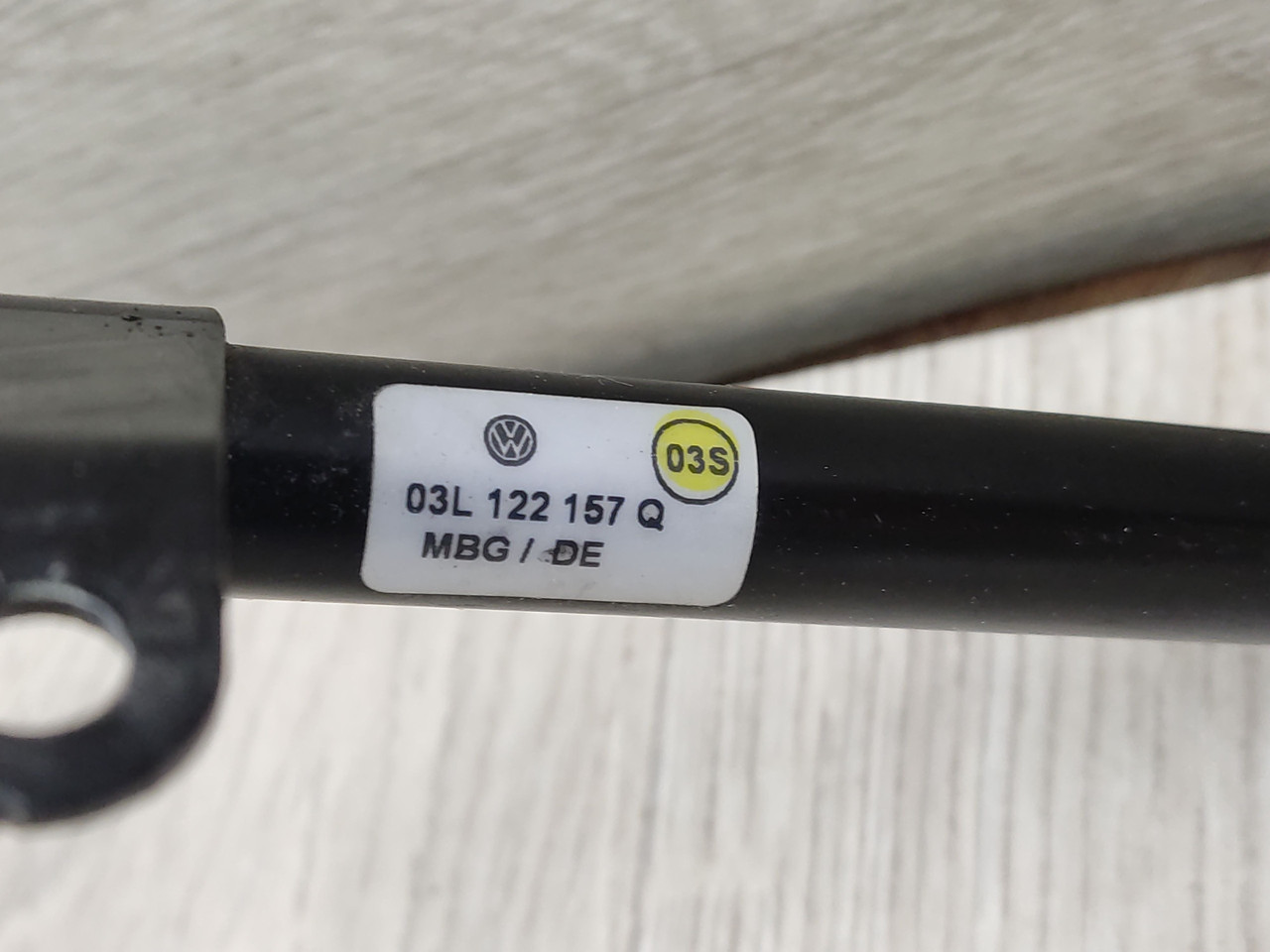 Патрубок трубка системи охолодження Audi A4 B8 (2008-2016) 03L122157Q ...