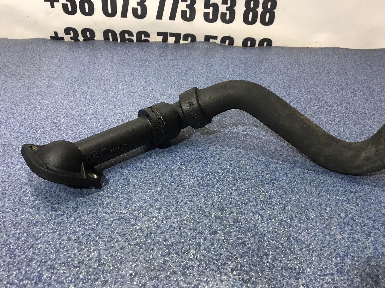 Купити Патрубок термостата Audi A4 B8 \ A5\ Q5\ A6 2,0 tdi 03G121121C ...