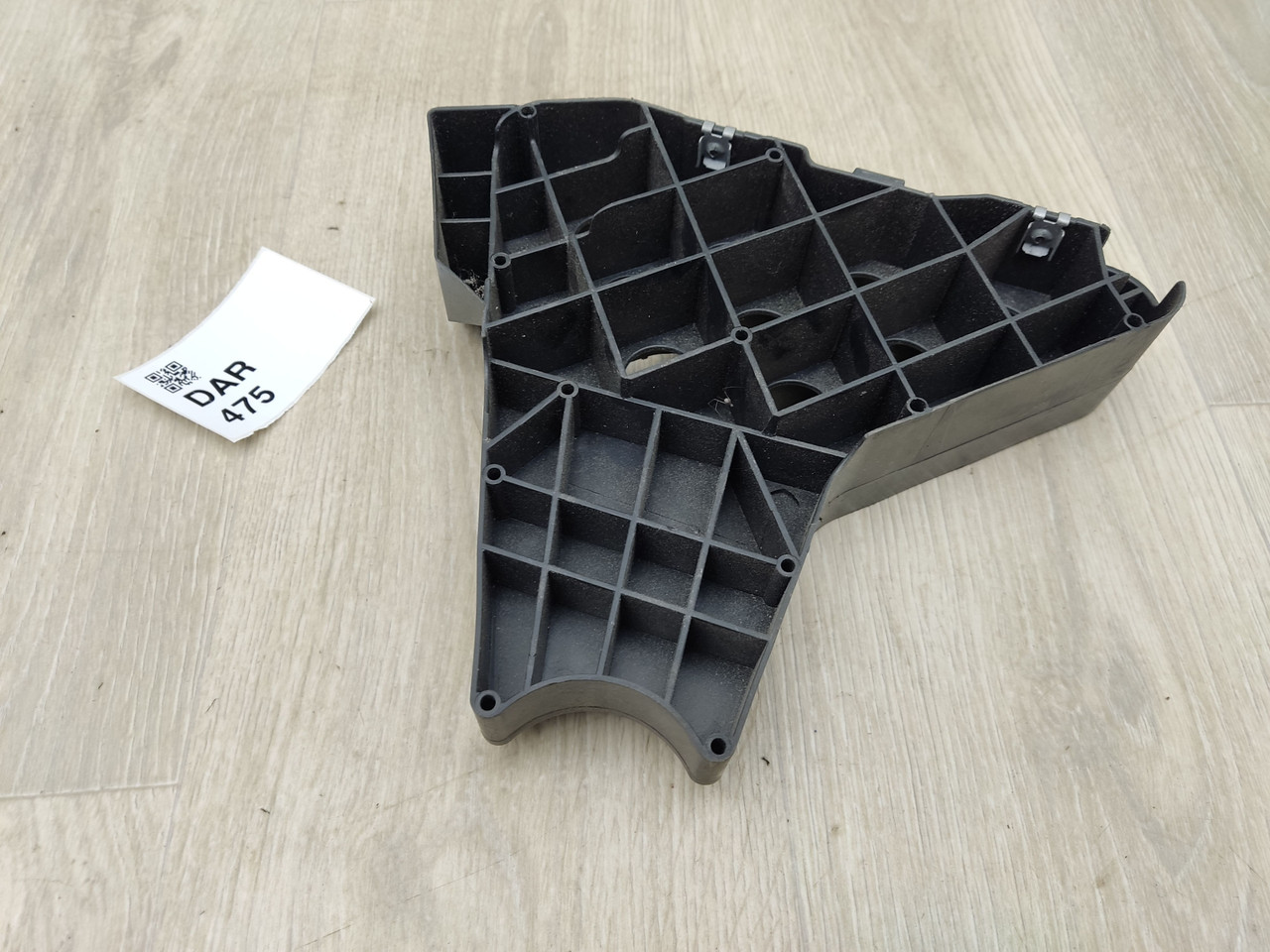 Кронштейн кріплення направляюча торпеди торпедо лівий VW Jetta A6 (2015 ...