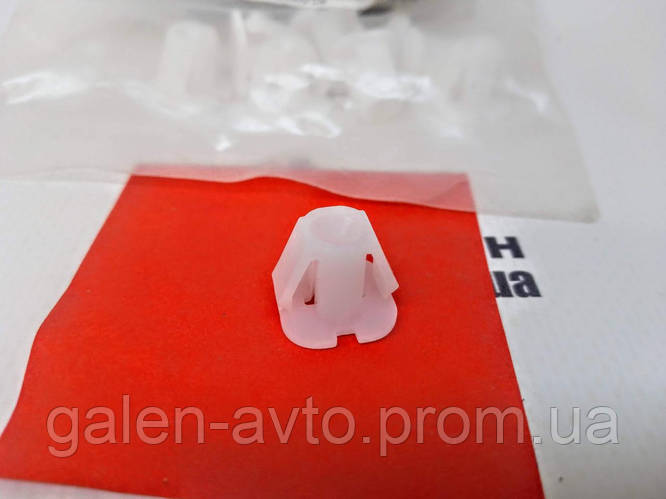 Купить Клипса крепления молдингов двери крайний Лачетти GM - 94530629 ...