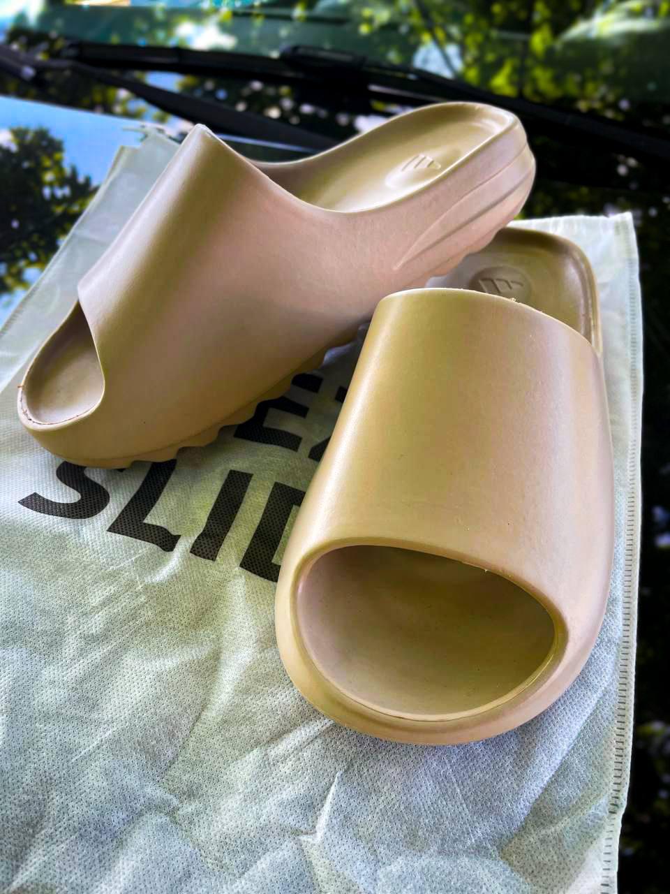 Тапки Yeezy Slide, цена 673 грн — Prom.ua (ID#1677447712)