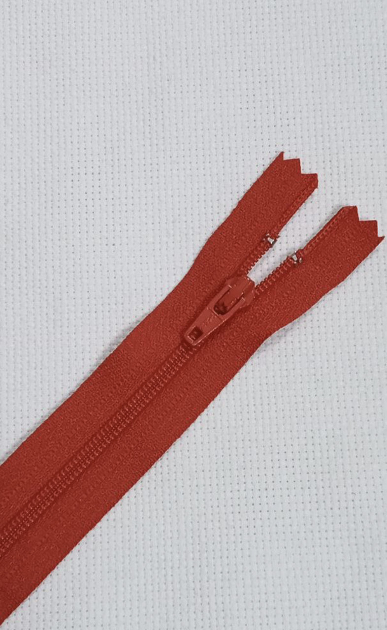 Купить Молния Ykk спиральная для юбки брюк 18 см Цвет красный, цена 35 ₴ — Prom.ua (ID#1678640353)