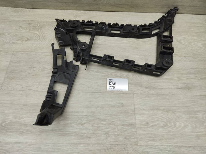 Кронштейн кріплення направляюча заднього бампера правий VW Jetta (2015 ...