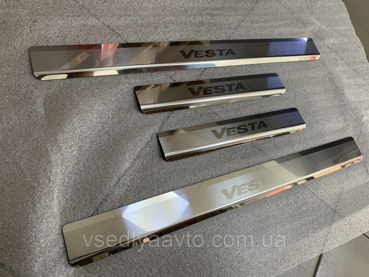 Накладки на Пороги Lada Vesta Седан/универсал с 2015- (Premium ...