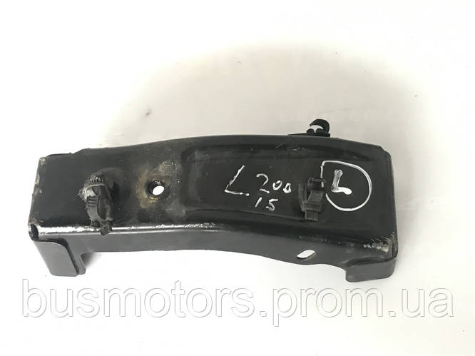 Купити Кріплення кронштейна підсилювача бампера ліве переднє Mitsubishi ...