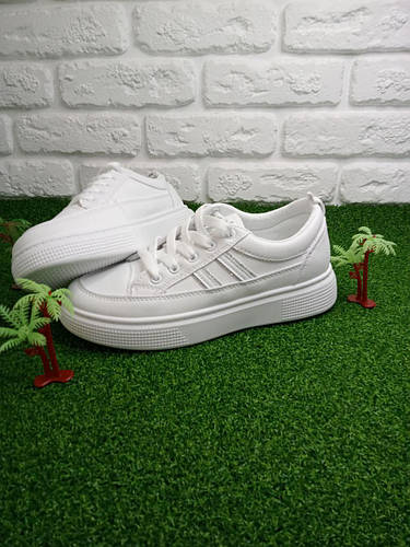 Стильные женские кроссовки. Белые женские кроссовки Размер 36, 40 ...