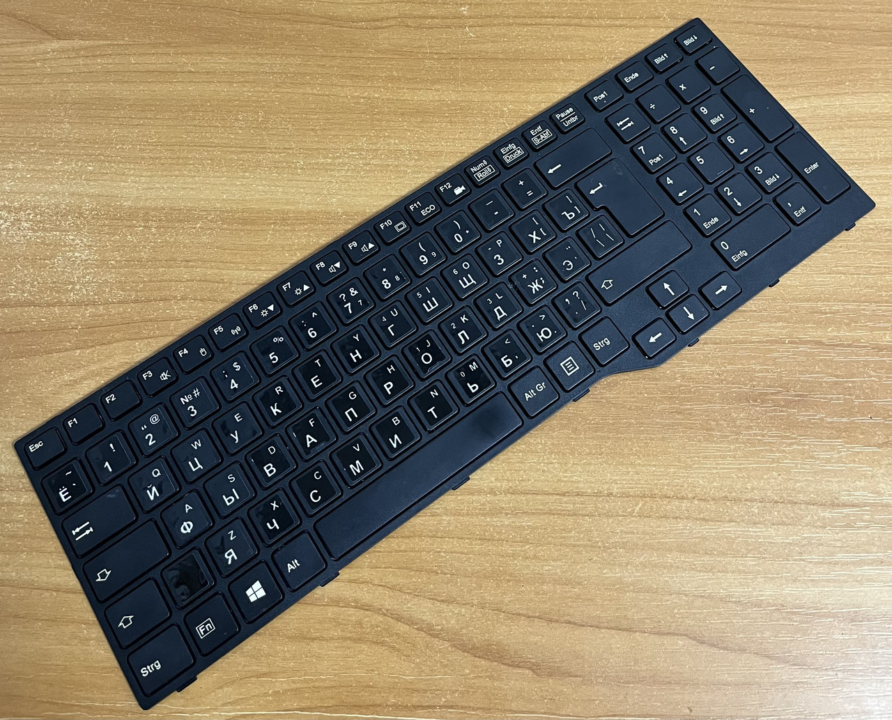 Б/У Оригинальная клавиатура Fujitsu LifeBook A544, A555, AH544, A564 ...