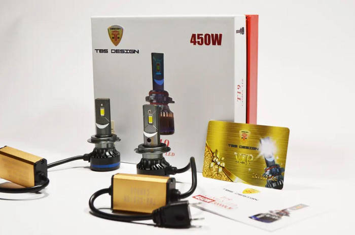 Цоколь H4 Комплект LED ламп TBS-T19 H4 6000 K 9-32 V 45W радіатор з вентилятором (діод 3570 70mk ...