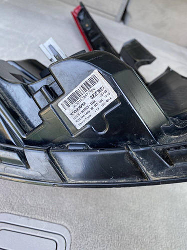 Лiхтар задній правий Volvo XC90 32228827 31655916, цена 1500 грн — Prom ...