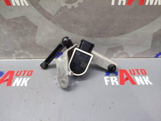 Купить Датчик дорожного просвета 6869137, 37142959574 для BMW 5/ 6/ 7 ...