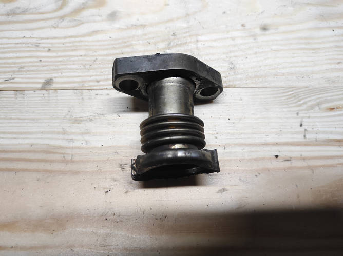 Купить Трубка гофра EGR 2.5 DCI 06- RENAULT TRAFIC 00-10 (РЕНО ТРАФІК ...