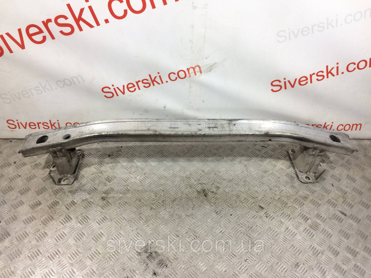 Усилитель бампера передний Renault Modus/Clio 3, 8200834849: продаж ...