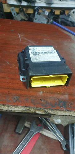 Купить Блок управления Airbag Ауди А6 С7 Audi A6 C7 2005-11 4H0959655C ...