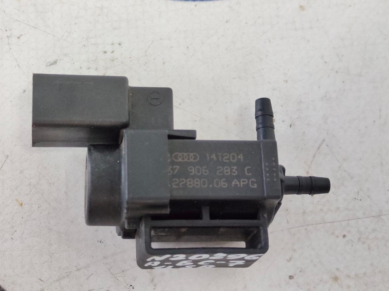 Купить Клапан надуву турбіни 037906283C AUDI A6 C-7 AUDI, цена 800 ...