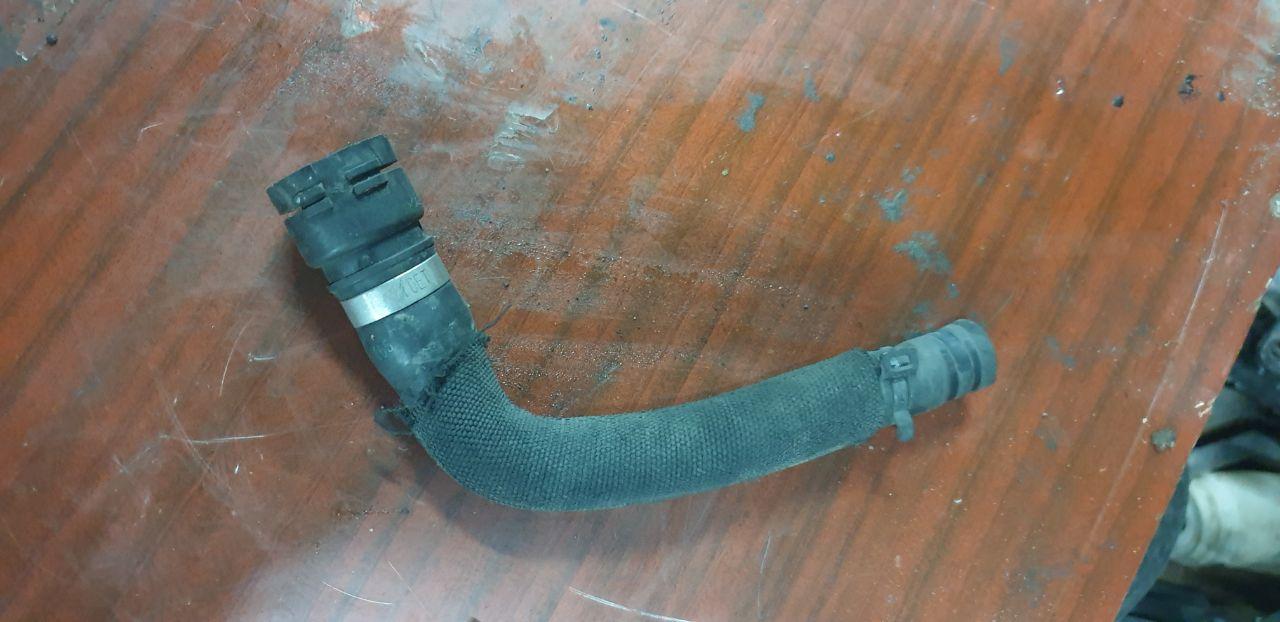 Купить Трубка системы охлаждения Ауди А6 С7 Audi A6 C7 2011-18 ...