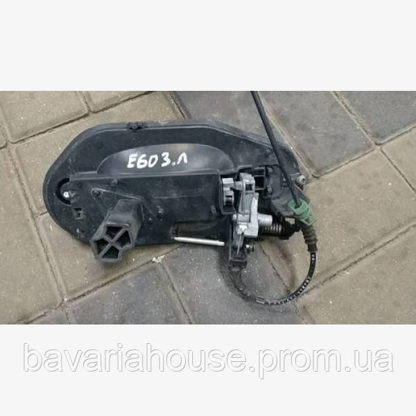Купить Опора наружной ручки двери Л BMW E60\E61 51217199555, цена 615 ...