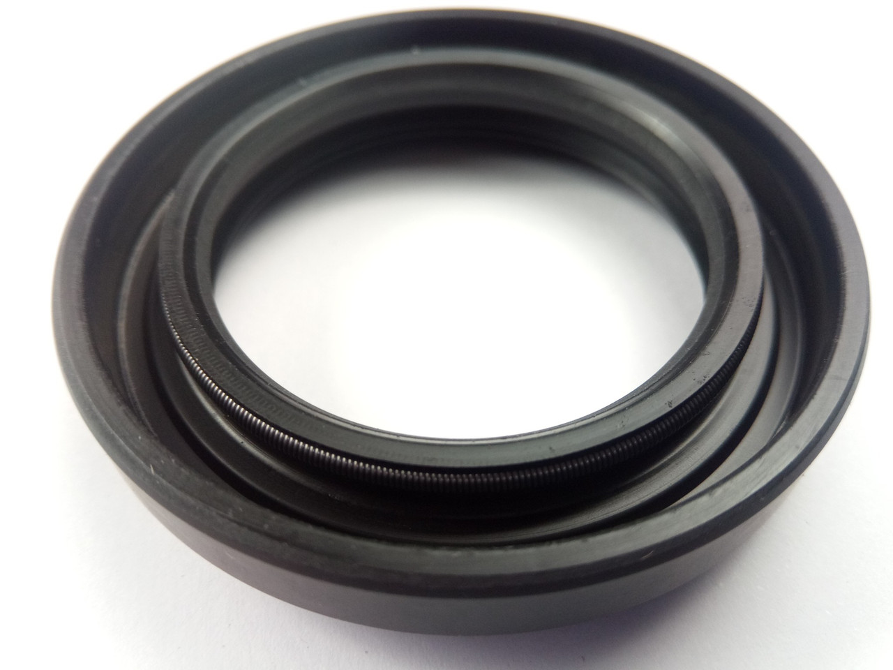 Сальник Полуоси Lancer IX, MITSUBISHI (MD755526) — Купить Недорого на ...