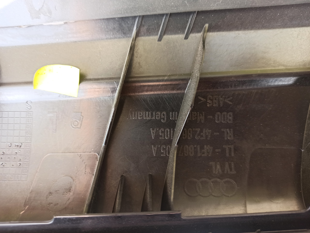 Карта дверей водія Audi A6 C6 обшивка передня ліва 4F0 819 869 ...