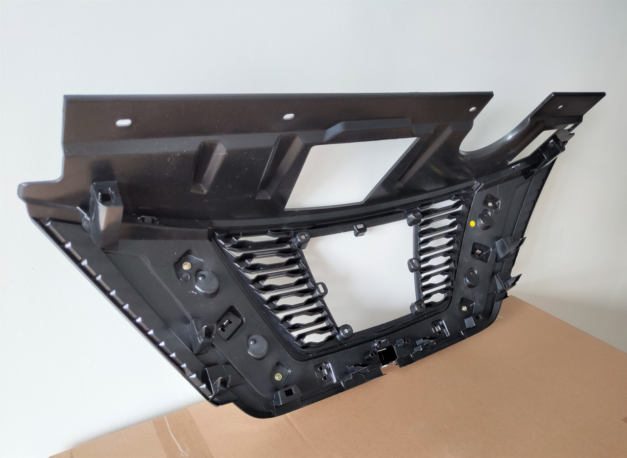 Решетка радиатора под дистроник Nissan Rogue X-Trail T32 2017-2020 ...