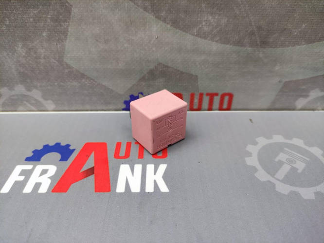 Реле 20240041, 8200308271, 12V/ 40A для Nissan/ Opel/ Renault (ID ...