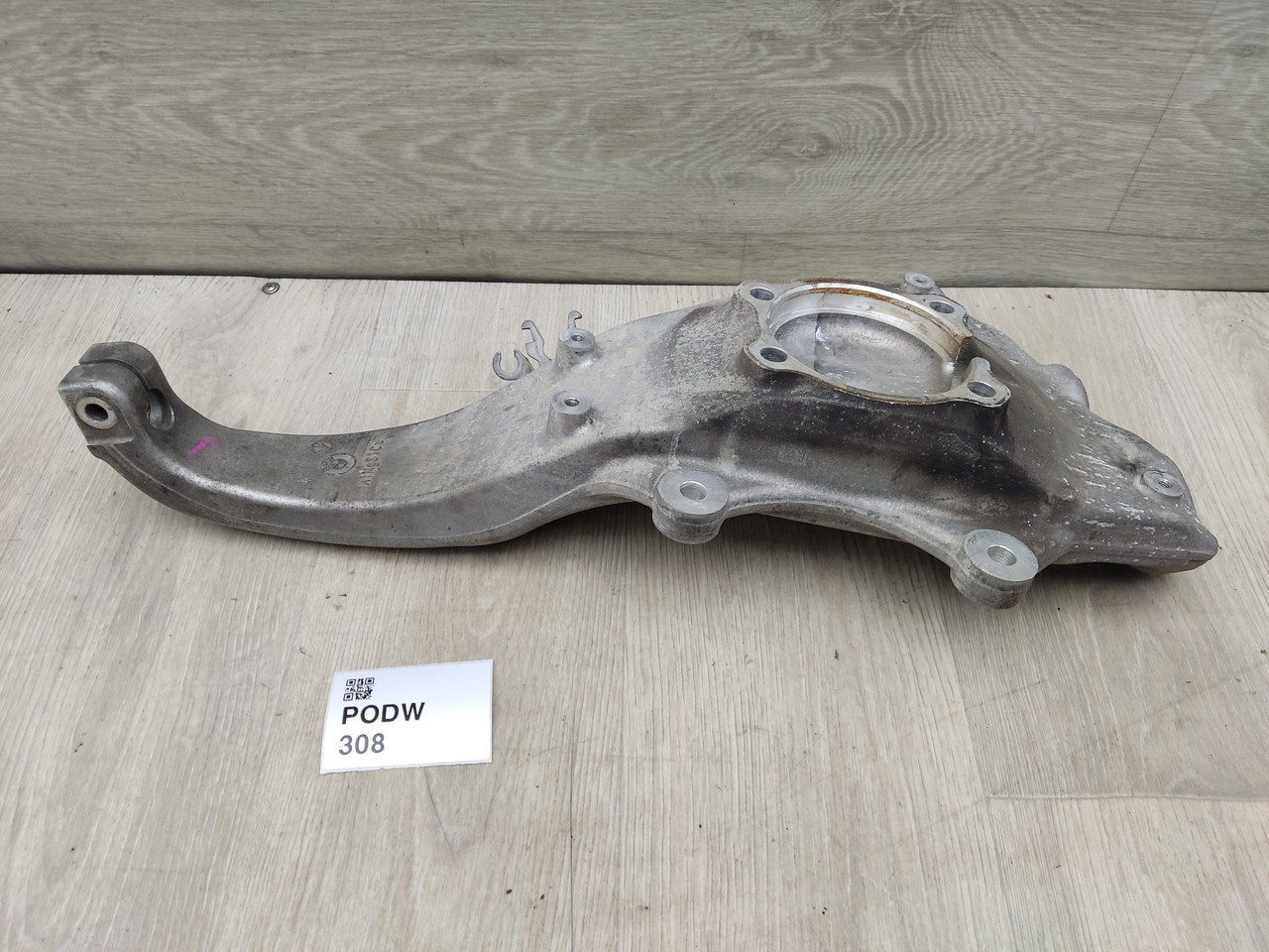 Купити Кулак поворотний цапфа передній правий BMW 5 F10 F11 6 F06 F12 ...